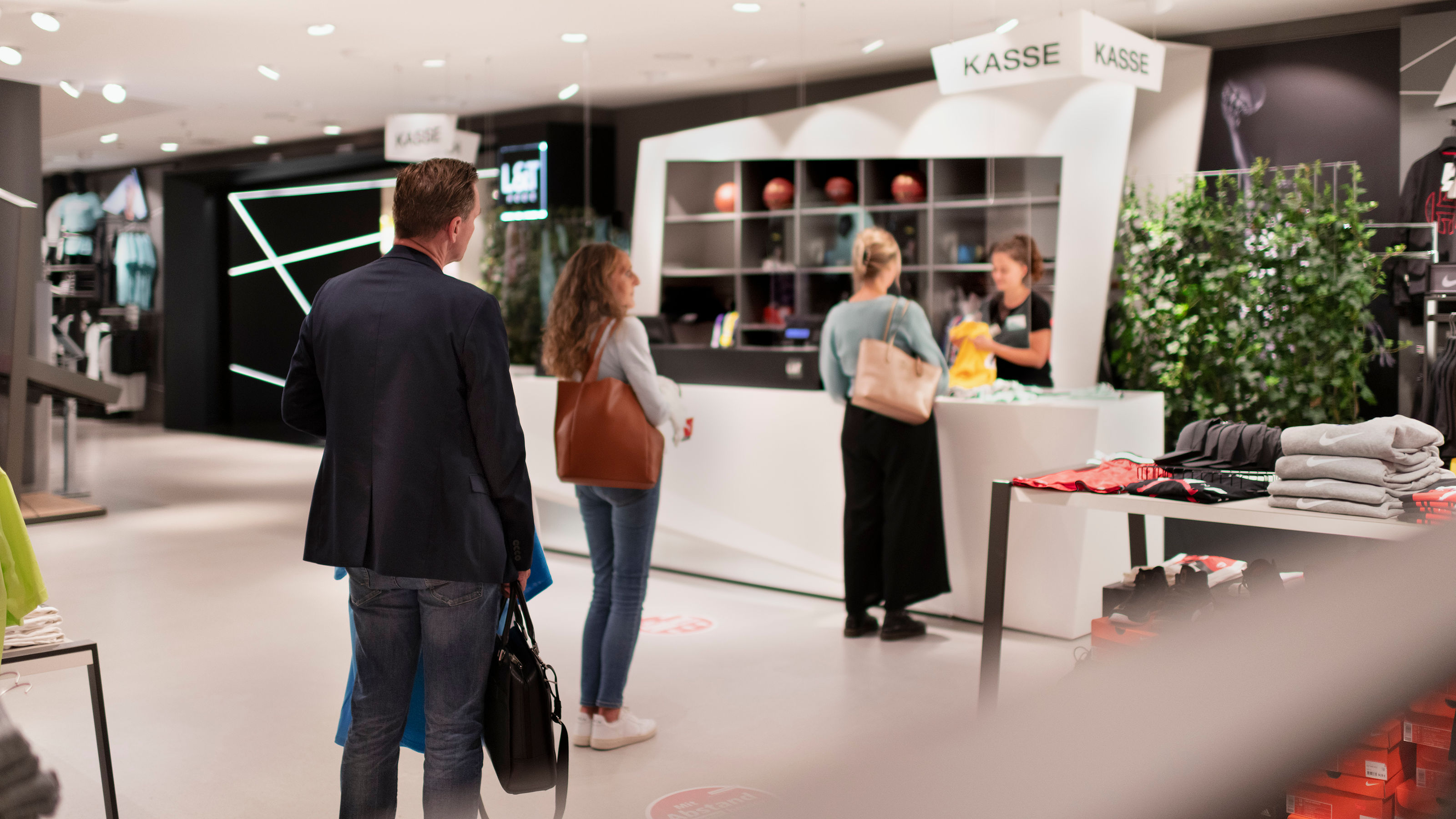 Retail Security Solutions | KEENFINITY Group I North America