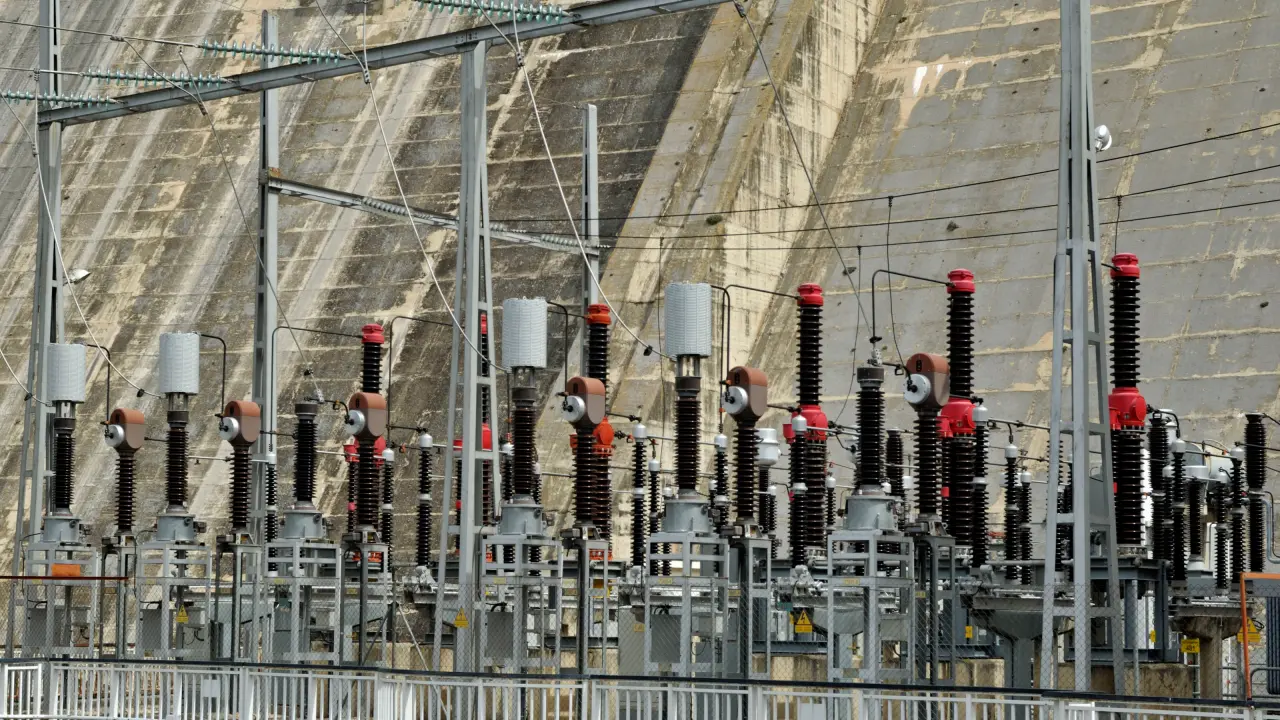 Integrated intrusion alarm & access control system for CELPE ...