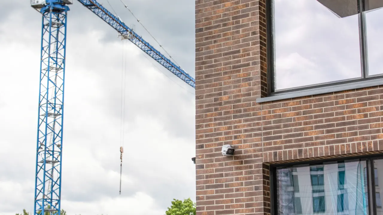 Skalierbare Video- und Feueralarmlösung bietet Schutz für das Port ...