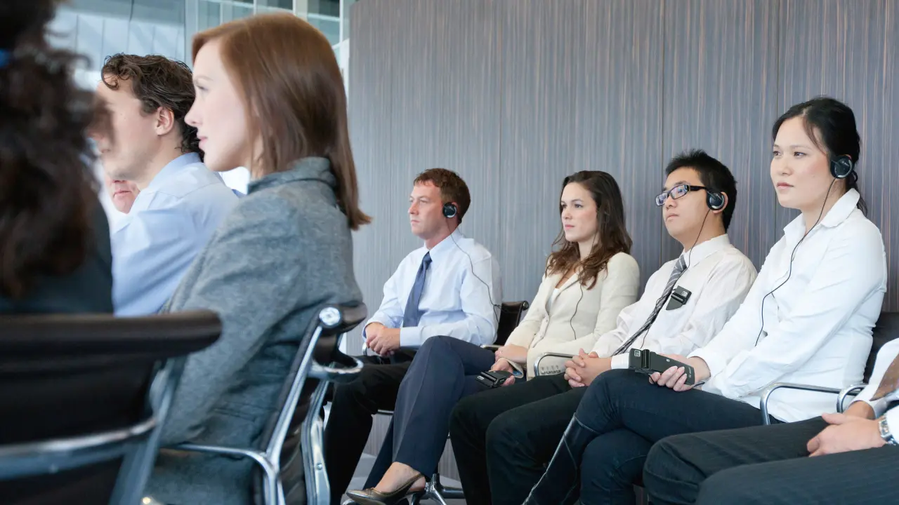 Sistema de distribución de idiomas INTEGRUS de Bosch | KEENFINITY I Spain