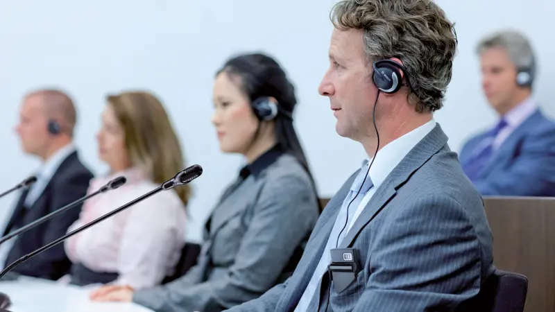 Sistema de distribución de idiomas INTEGRUS de Bosch | KEENFINITY I Spain