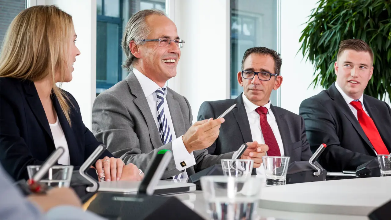 DICENTIS Wireless Conference System | KEENFINITY I Global