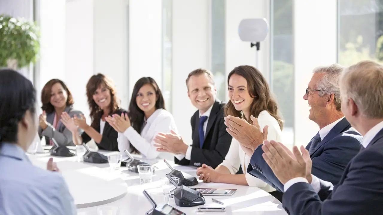 DICENTIS Wireless Conference System | KEENFINITY I Latin America