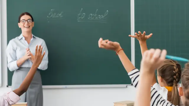 IVA Pro Visual Gun Detection | IQSIGHT